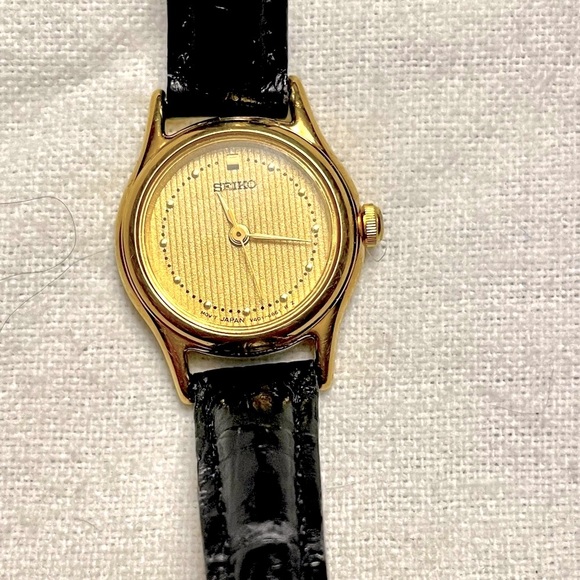 Seiko | Accessories | Vintage Seiko Womens Watch V40920 Gold Tone Make An Offer | Poshmark